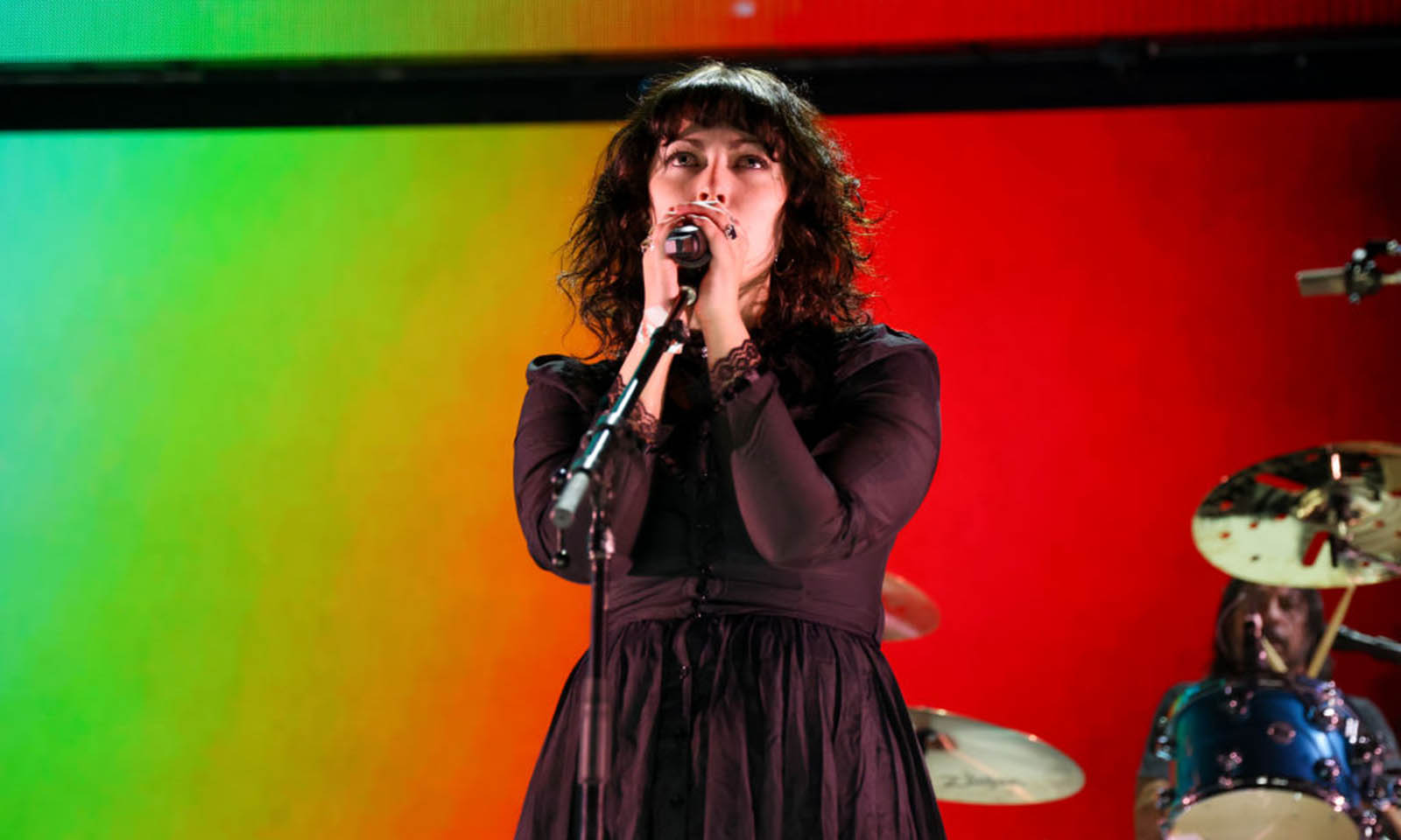 Neuer Deal, neue Songs: Violet Grohls nächster Schritt - The Circle